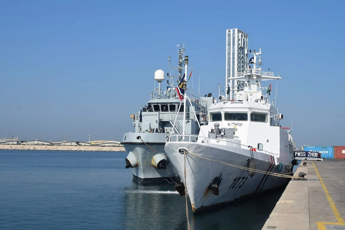 UAE: Pakistan Navy ships arrive in Dubai; open for visits today ...