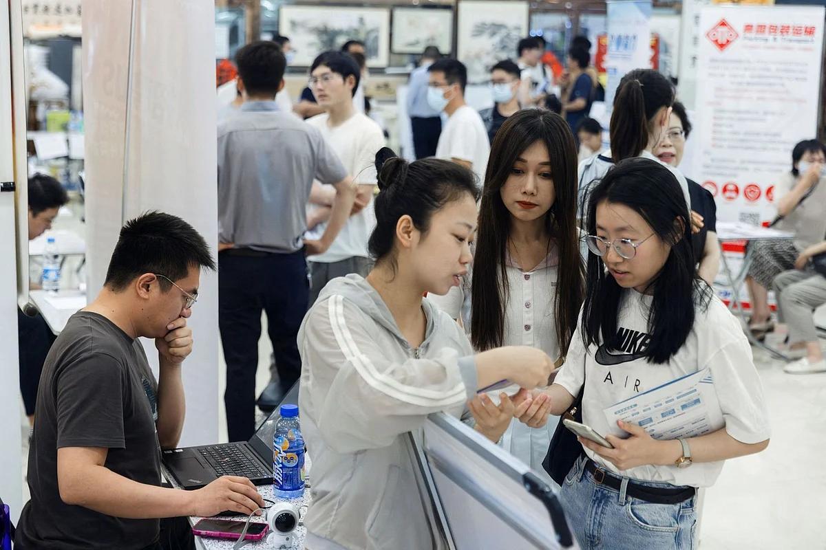 Now, youth get salaries to become 'full-time children' at home in China