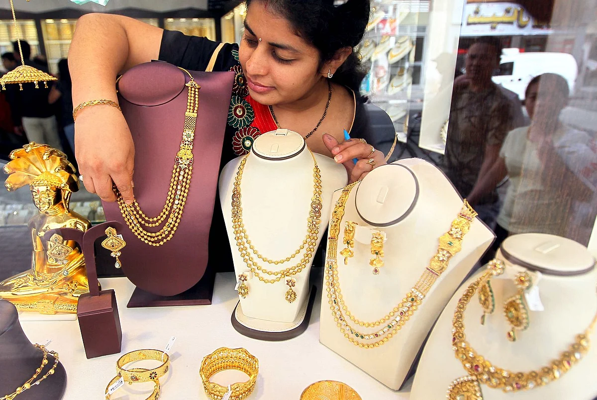 Dh200 monthly payment plan: Why shoppers prefer buying gold in Dubai ...