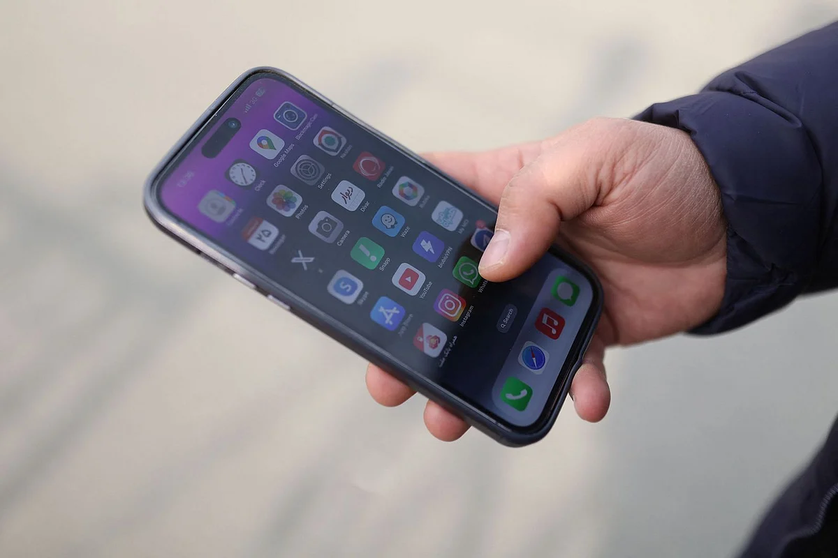 UAE residents' favourite app revealed; some spend up to 12 hours a day ...