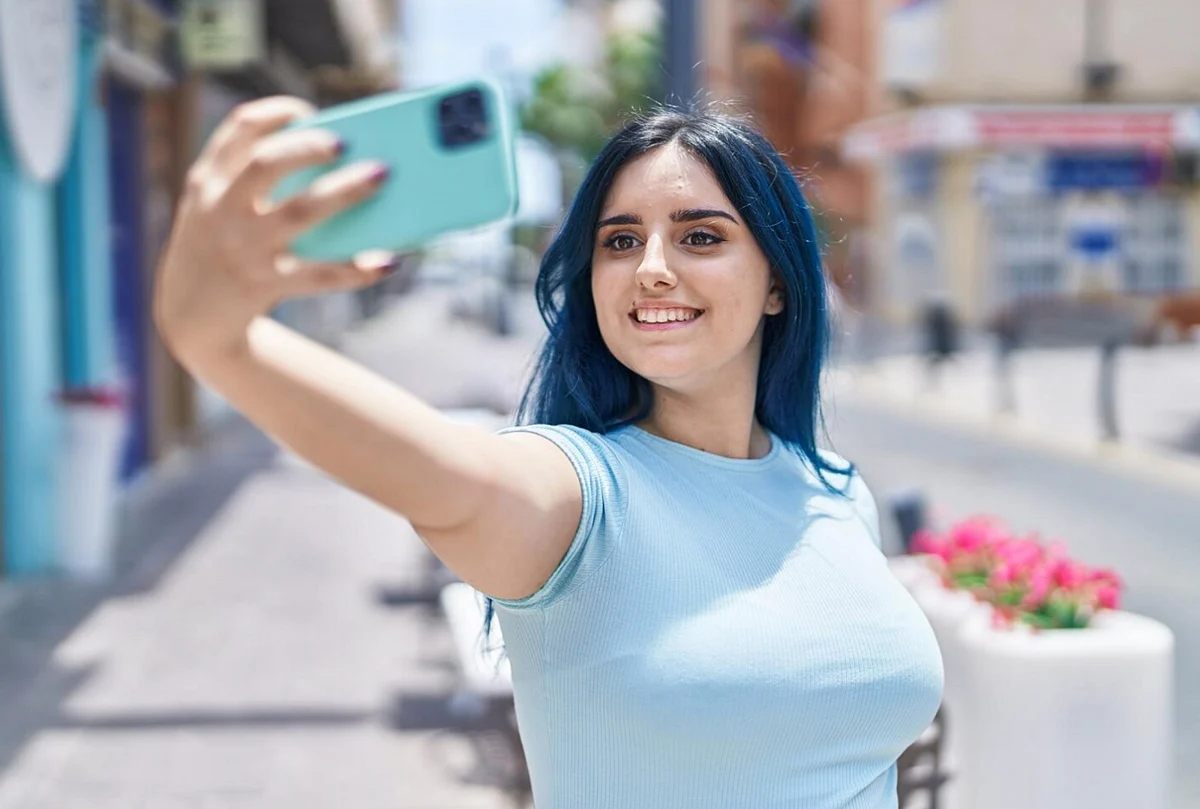 'We glamourise everything on social media': Is 'Main Character Syndrome ...