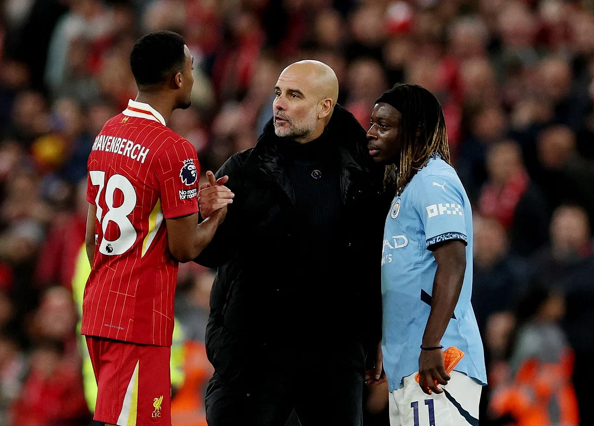 The Football Insider with Mikael Silvestre: Onus on Arsenal to take ...