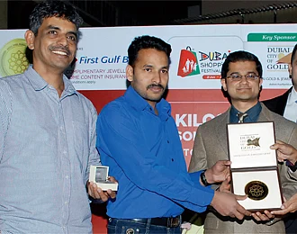 Lucky winner at DSF shows a heart of gold | Khaleej Times