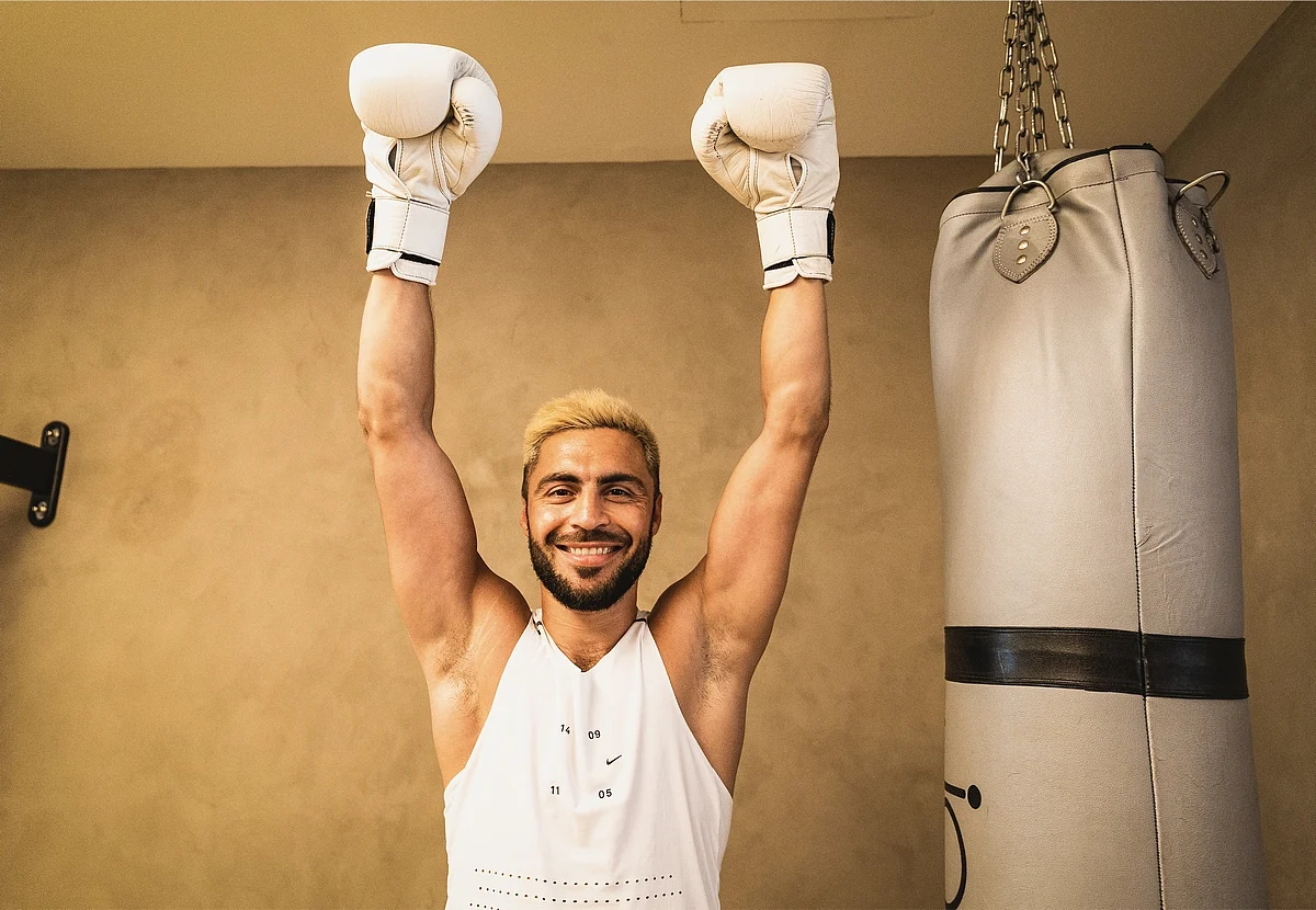 Meet a boxer who avoided PTSD by pulling all the right punches ...