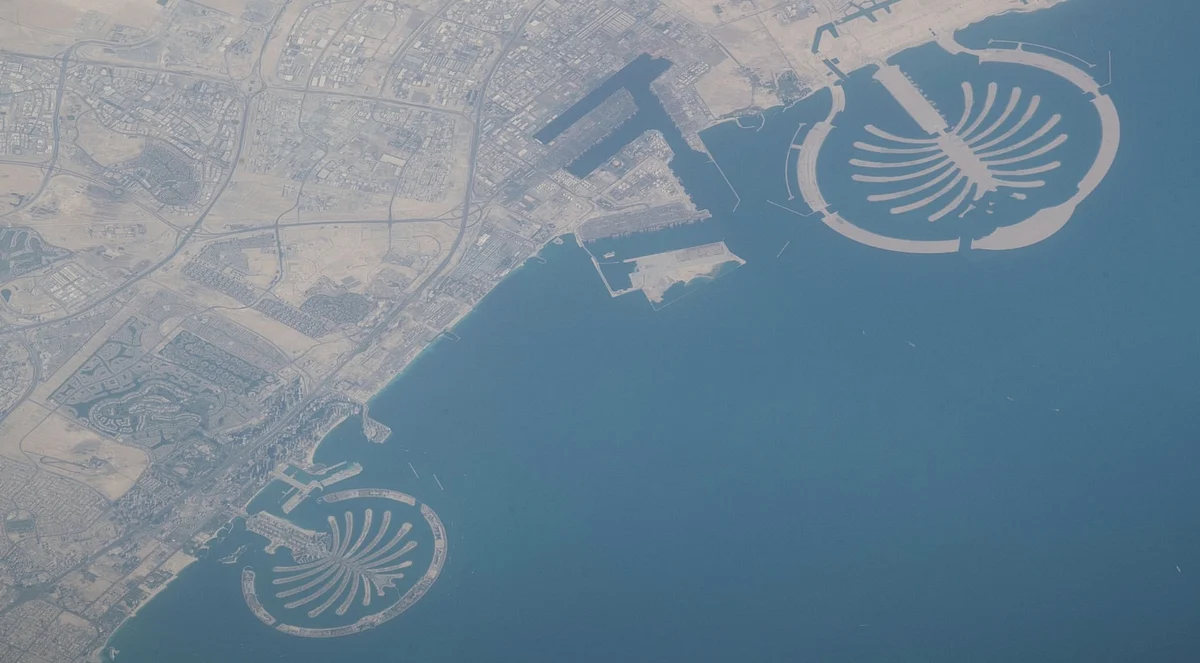 UAE astronaut Hazzaa Al Mansoori shares stunning Dubai images from ...