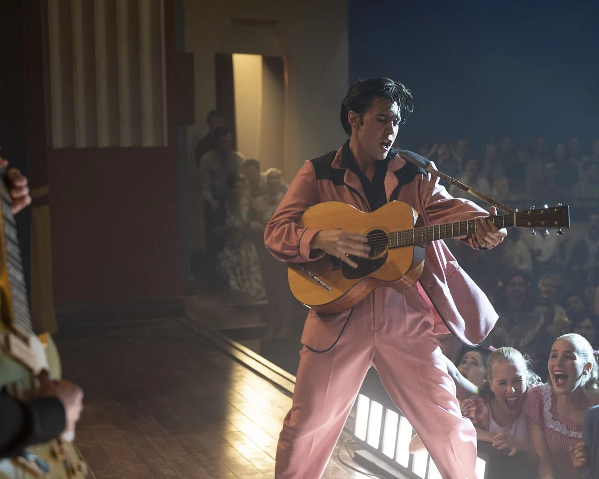 Experience the magic of big-screen spectacle Elvis at Dubai Opera for ...
