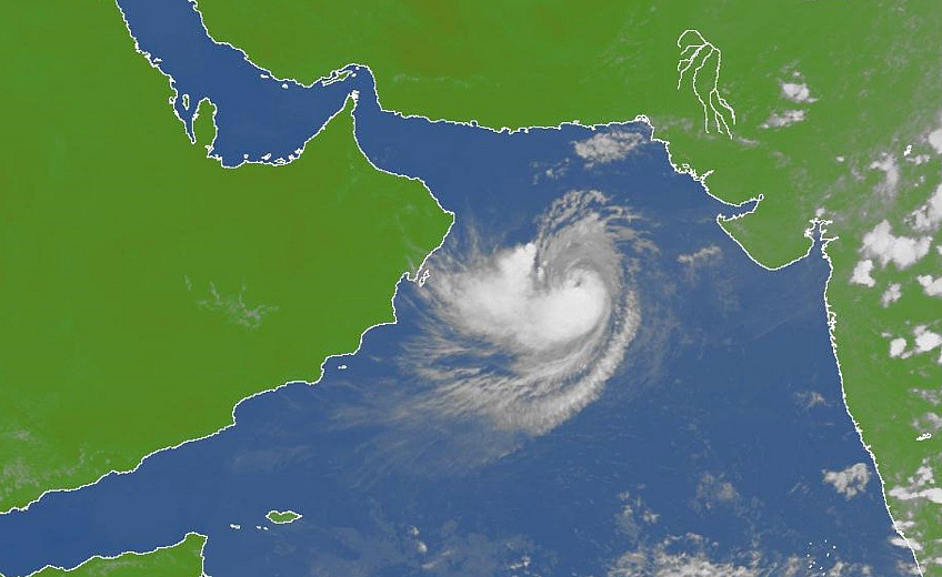 Video: Cyclone Hikka warning issued in Oman | Khaleej Times