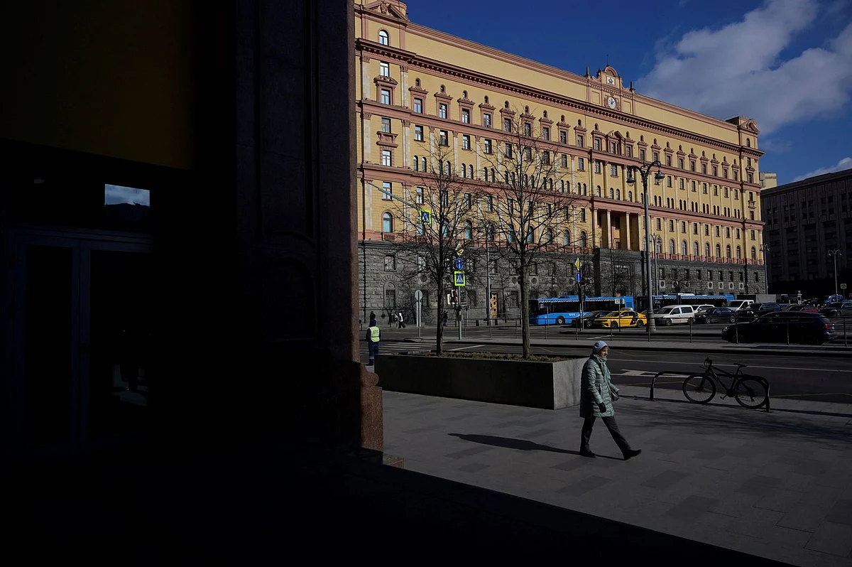 Russia's FSB spy agency opens espionage case against US citizen ...