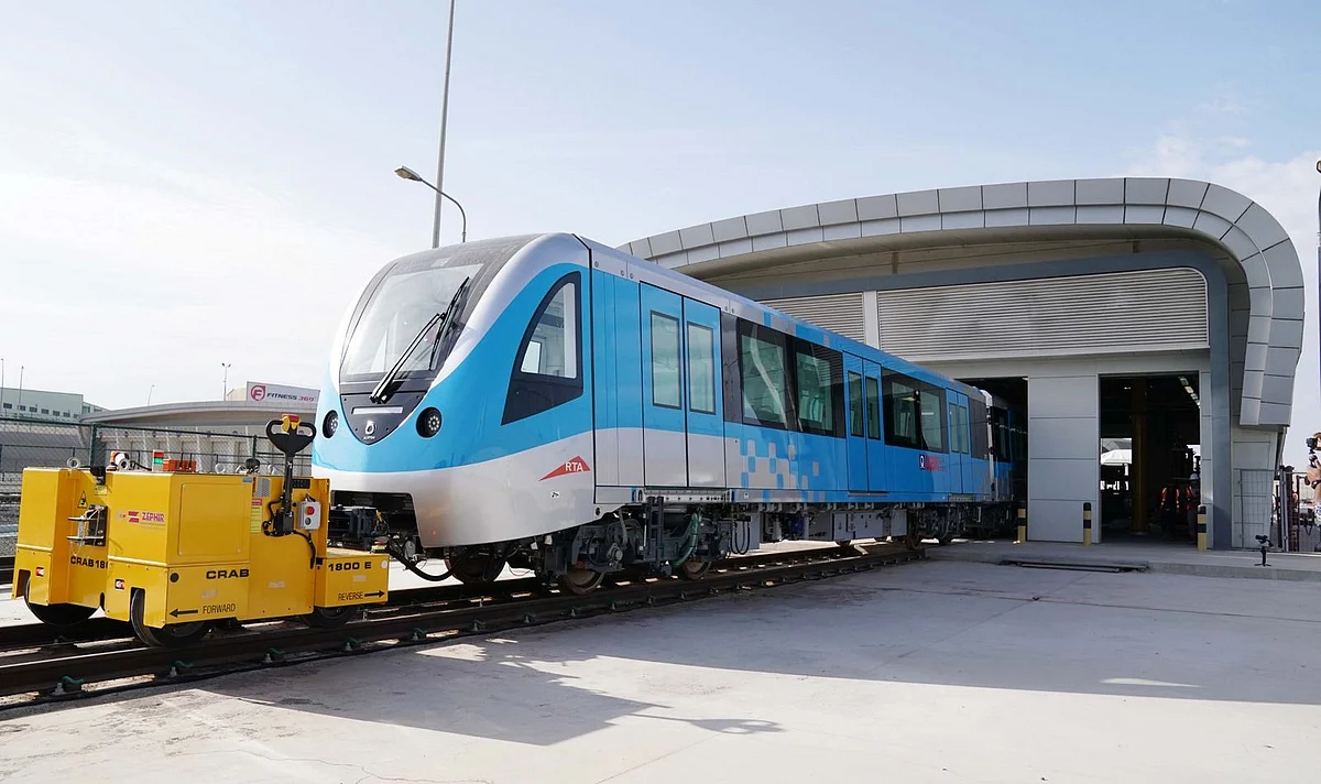 Dubai: RTA starts installation of solar panels at Metro, Tram Depots ...