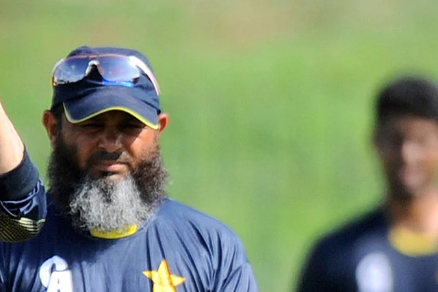Saqlain to host bowling camp in UAE | Khaleej Times