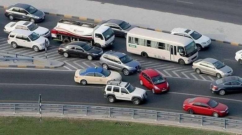 UAE: 5 rules to follow when merging onto main roads; police issue ...