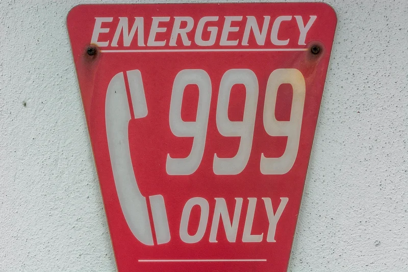 Complete list of UAE emergency phone numbers