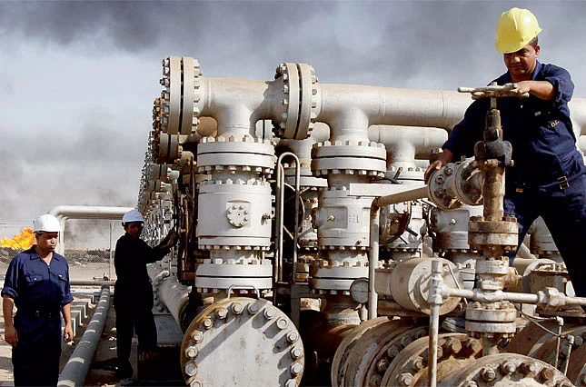 Oil slides as Opec targets US shale | Khaleej Times