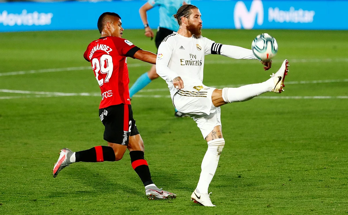 Sergio Ramos free-kick sends Real Madrid back to top of La Liga ...