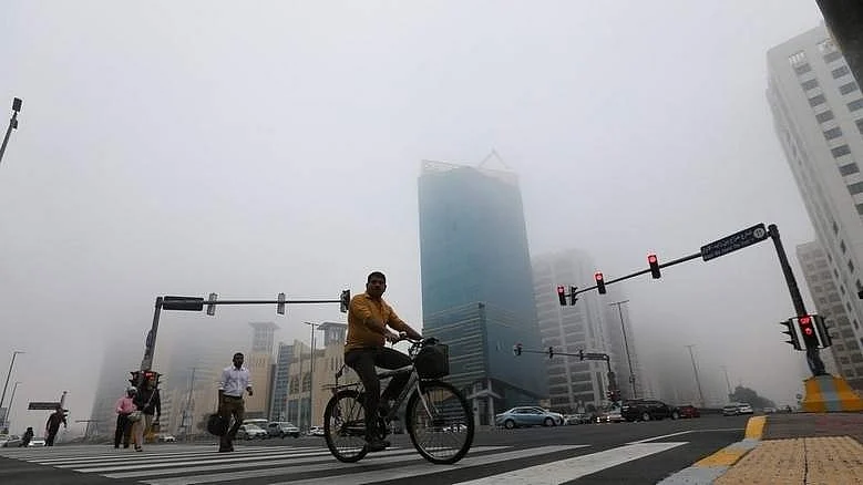 UAE weather: Red, yellow alerts issued for thick fog; rains expected in ...
