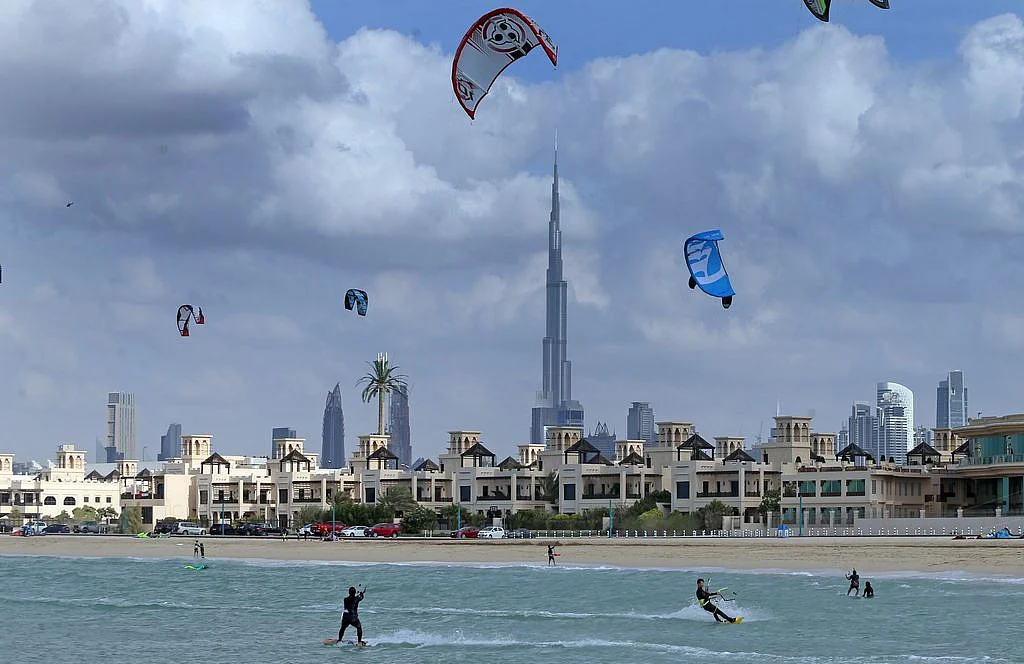 UAE weather: Yellow alert issued for wind, rough sea; humid conditions ...