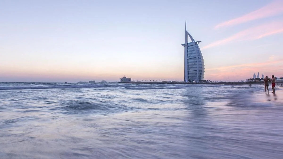 UAE weather: Orange alert issued for rough seas; hazy day ahead ...