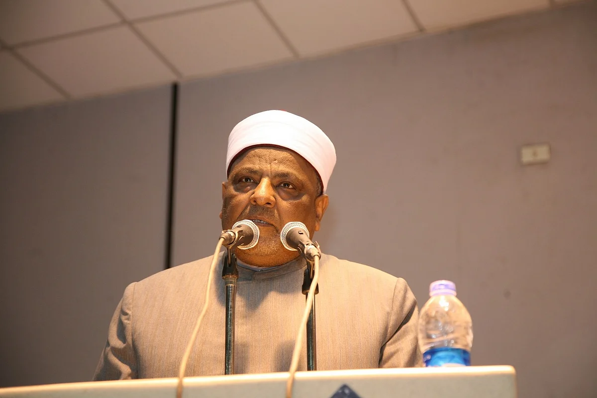 Al Azhar shuns Palestinian fatwa banning Emiratis from praying at Al ...