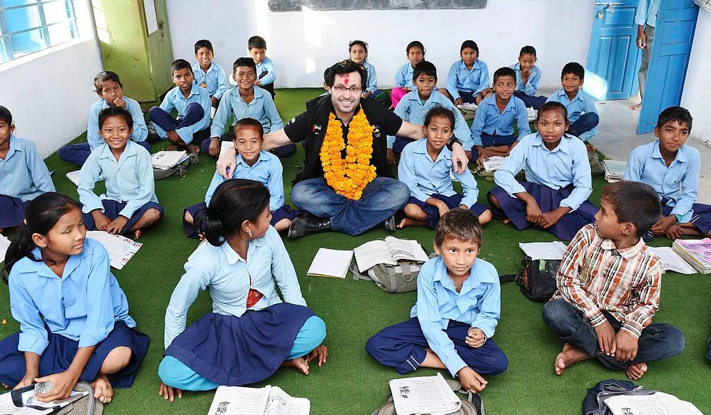 Dubai Cares calls for volunteers to build Senegal school