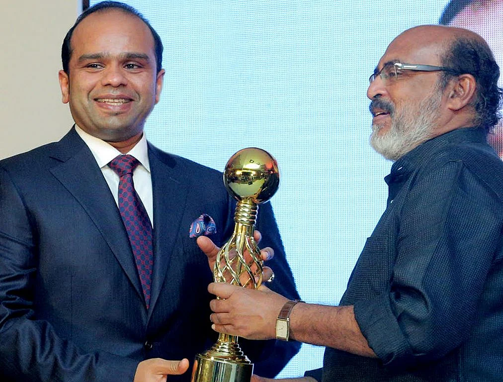 Lulu International Exchange executive director honoured | Khaleej Times