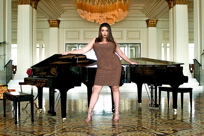 Meet the Middle East's 'first curvy model' | Khaleej Times