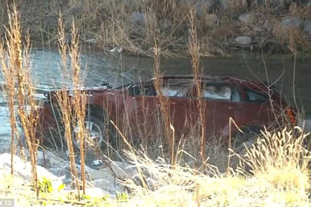 Toddler survives crash into US river that killed mom: Report | Khaleej ...