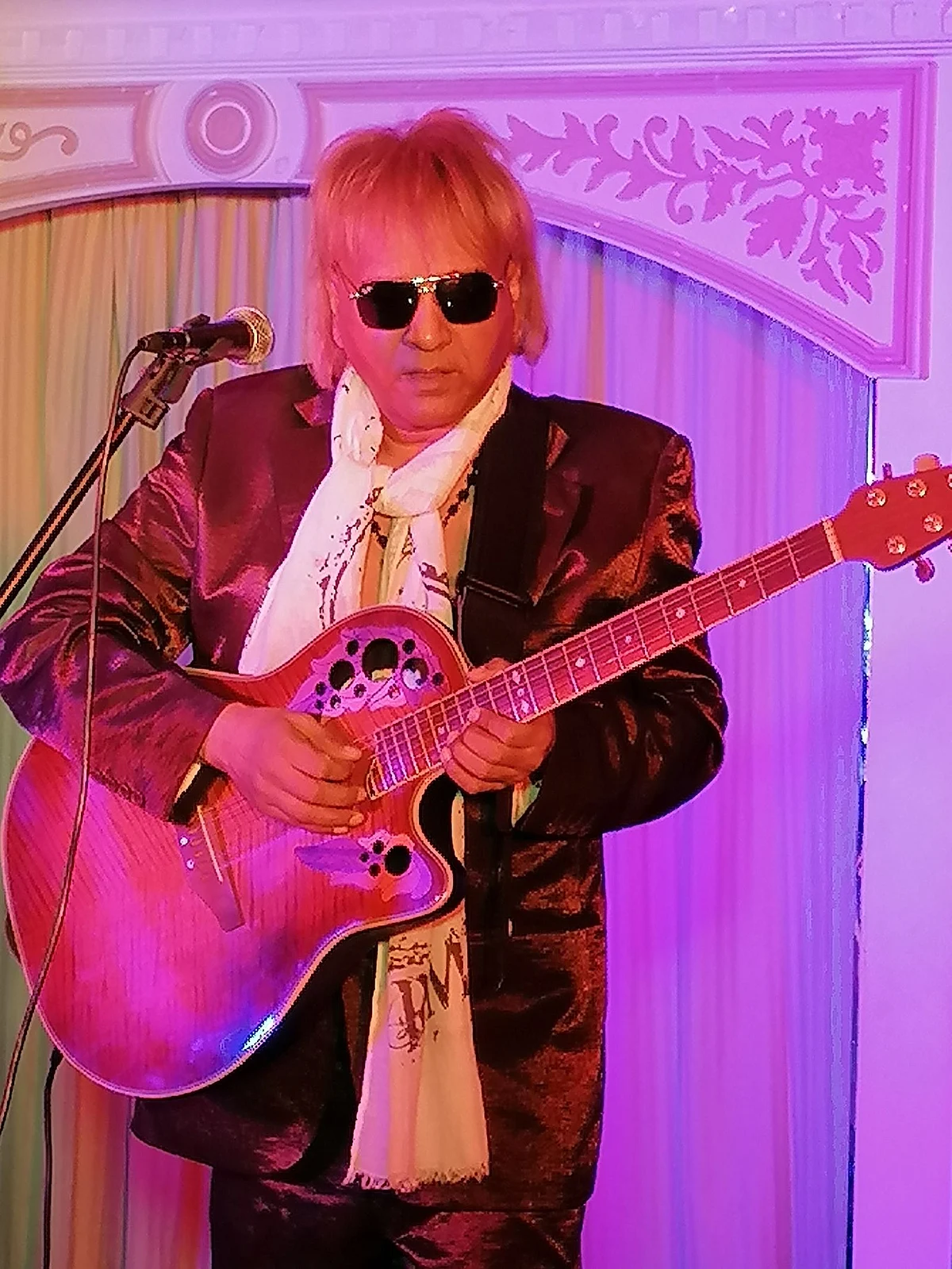 UAE music veteran Glenn Perry composes new songs for National Day ...