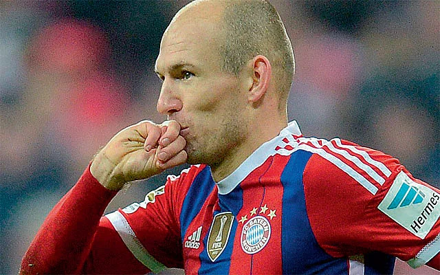 Robben sets century mark for Bayern Munich