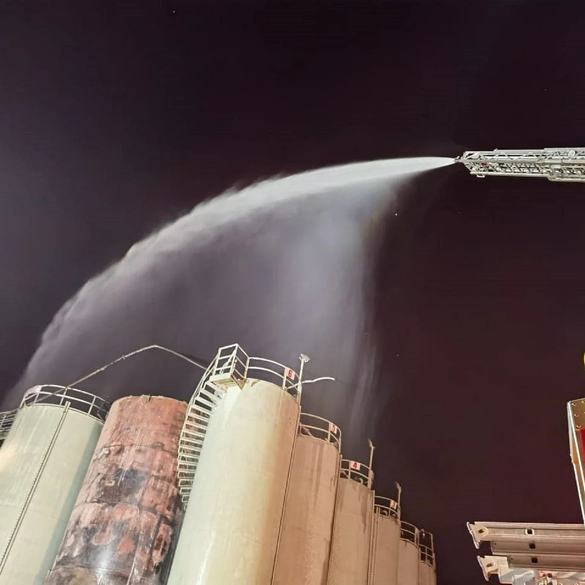 UAE: Oil tank fire put out at refining firm in Fujairah | Khaleej Times