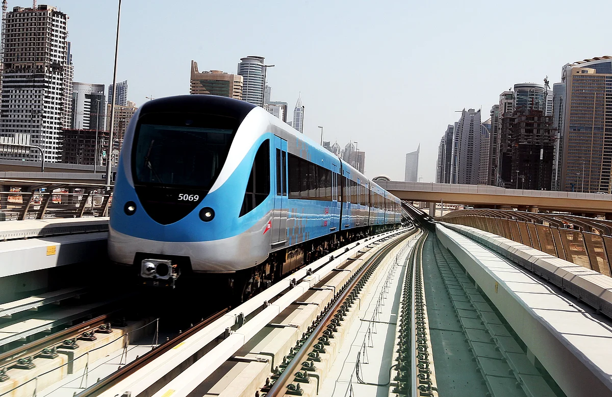 Dubai Metro services face disruption on Red Line due to technical issue ...
