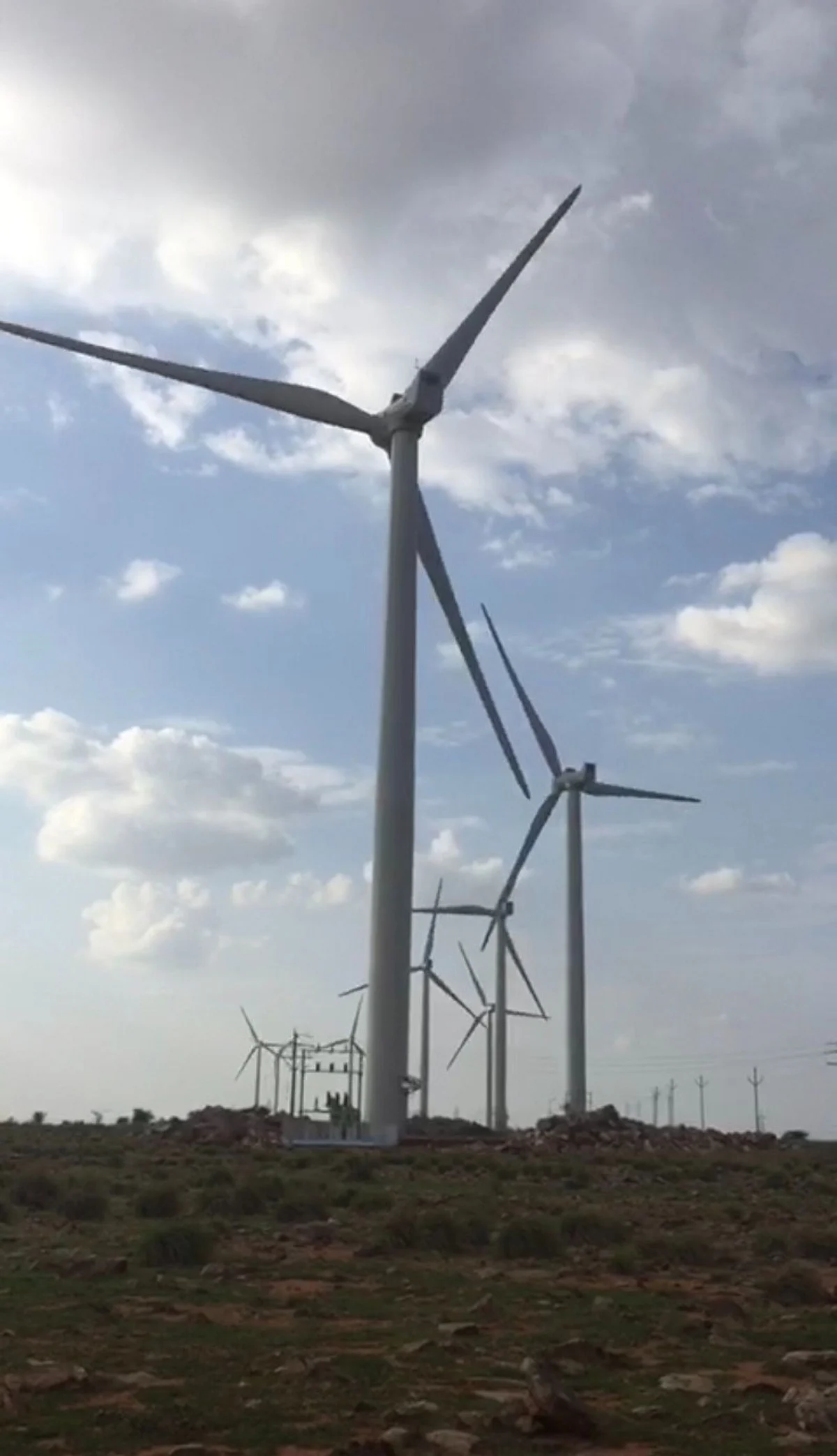 ZR Power Holdings unveils $1 billion clean energy, data centres ...