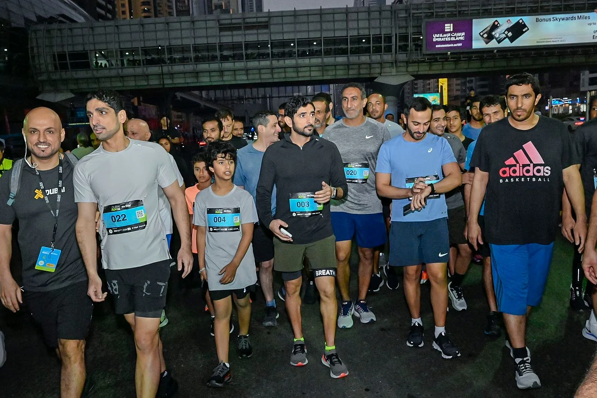 Watch: Sheikh Hamdan surprises residents as he leads them in Dubai Run ...