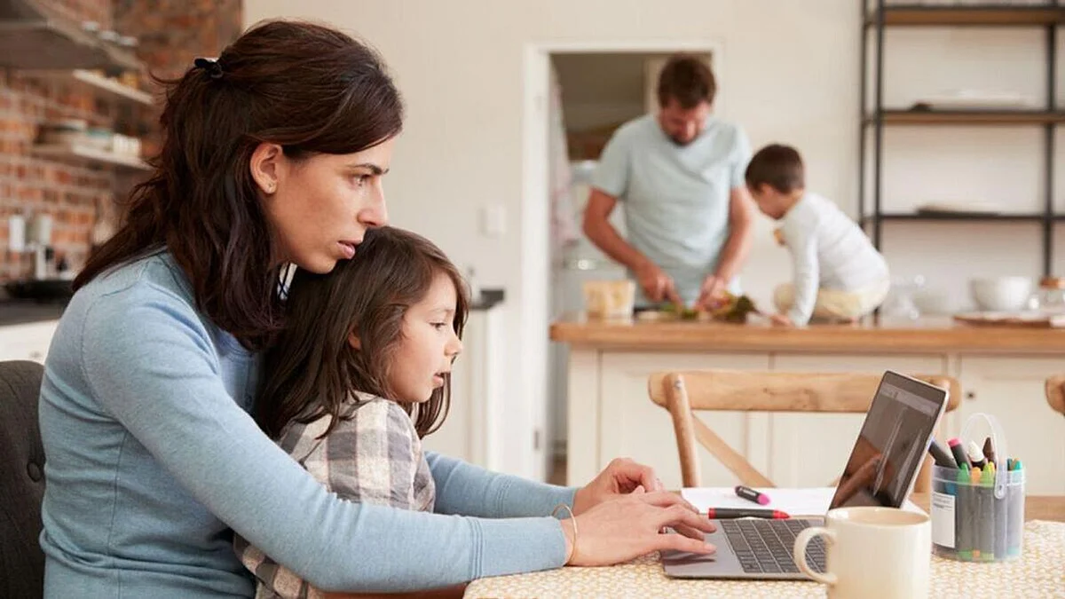 UAE mums hope for reduced office hours, remote work in upcoming ...