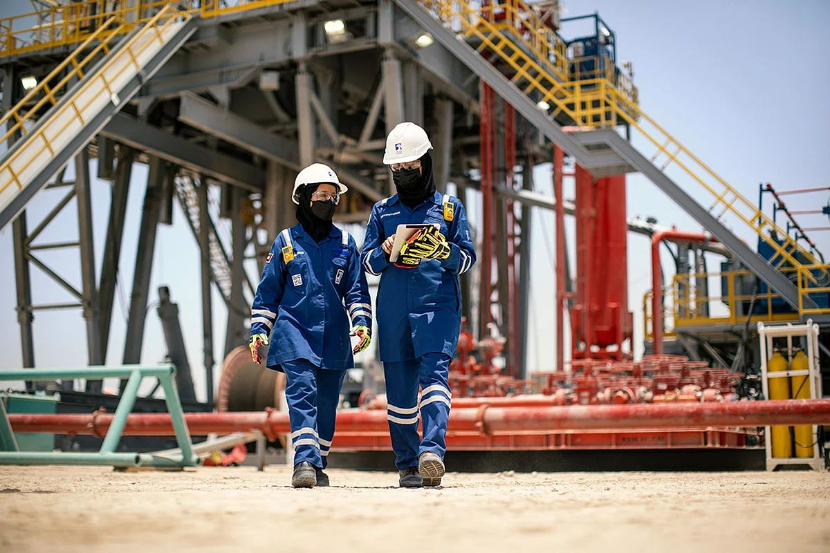Adnoc Drilling awarded $2 billion in contracts for Hail, Ghasha Gas ...