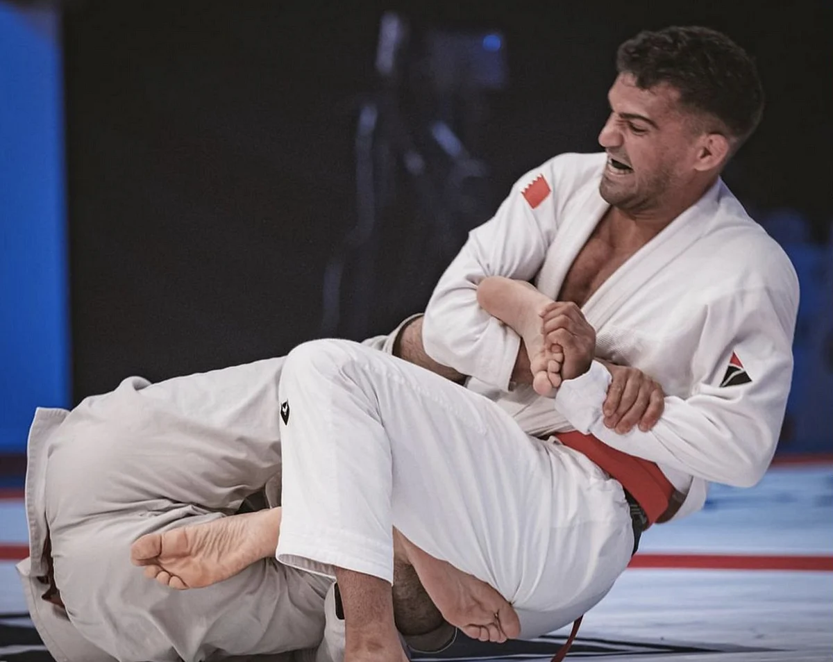 Abu Dhabi gears up for Ali Monfaradi's mouthwatering clash with Talison ...