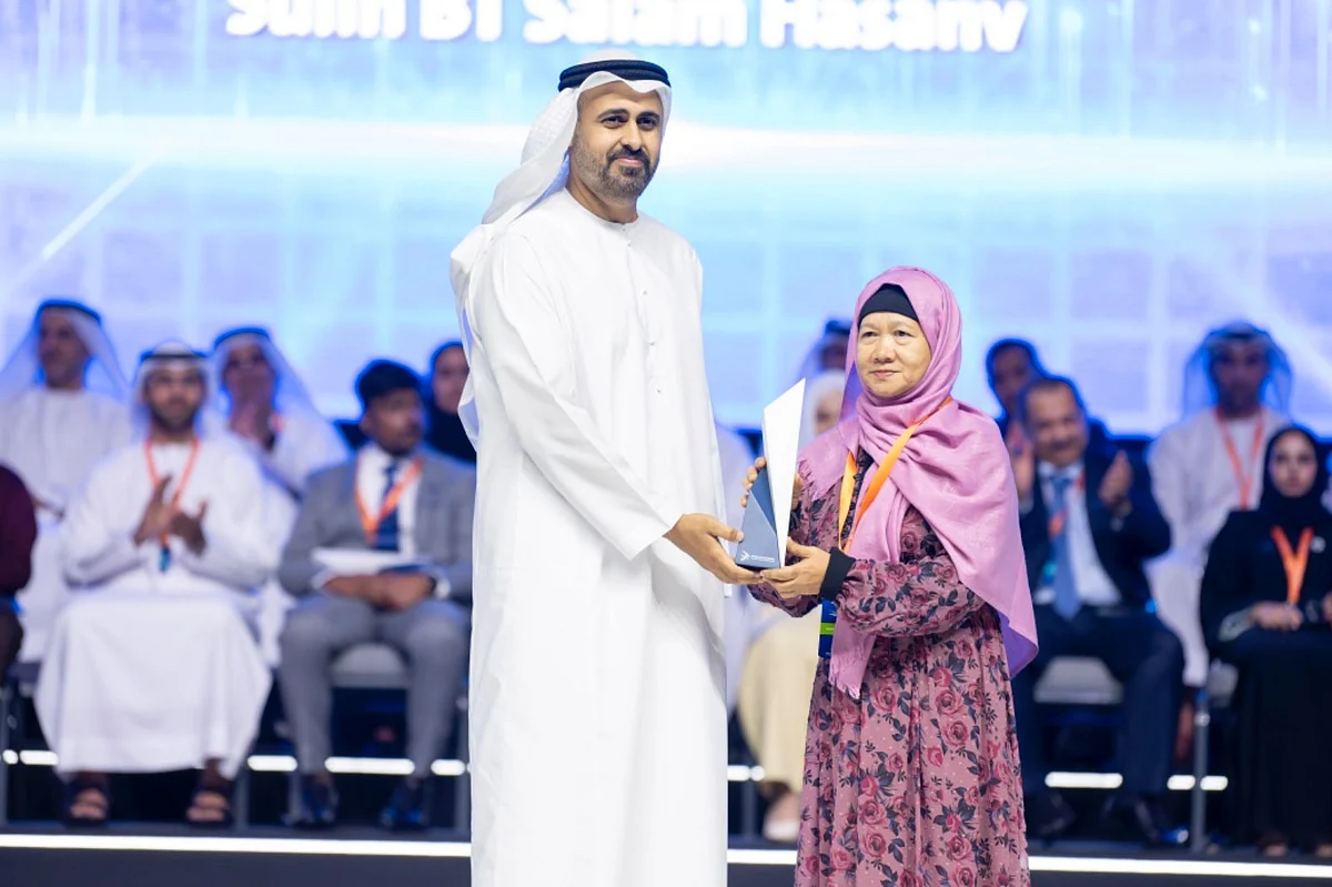 UAE: Maid who worked for Emirati family for 25 years wins Dh100,000 ...