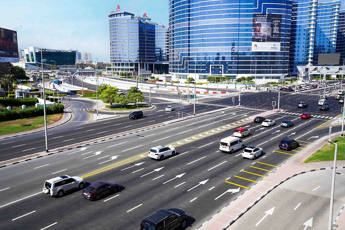 Dubai: RTA completes road markings on key highways, intersections ...