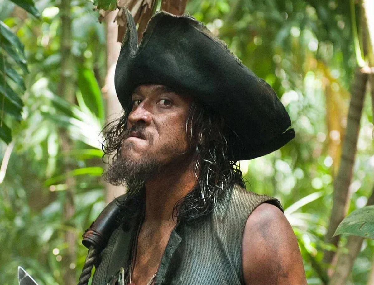 'Pirates of the Caribbean' actor Tamayo Perry killed in Hawaii shark ...