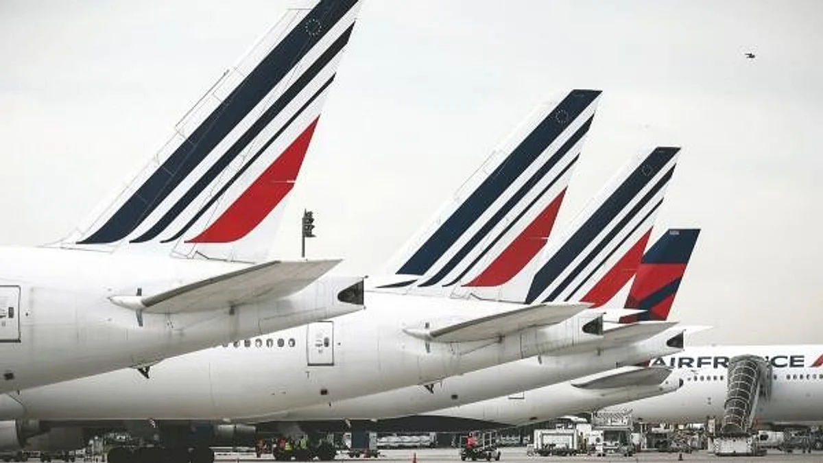 Several airlines extend suspension of flights as Middle East tensions ...