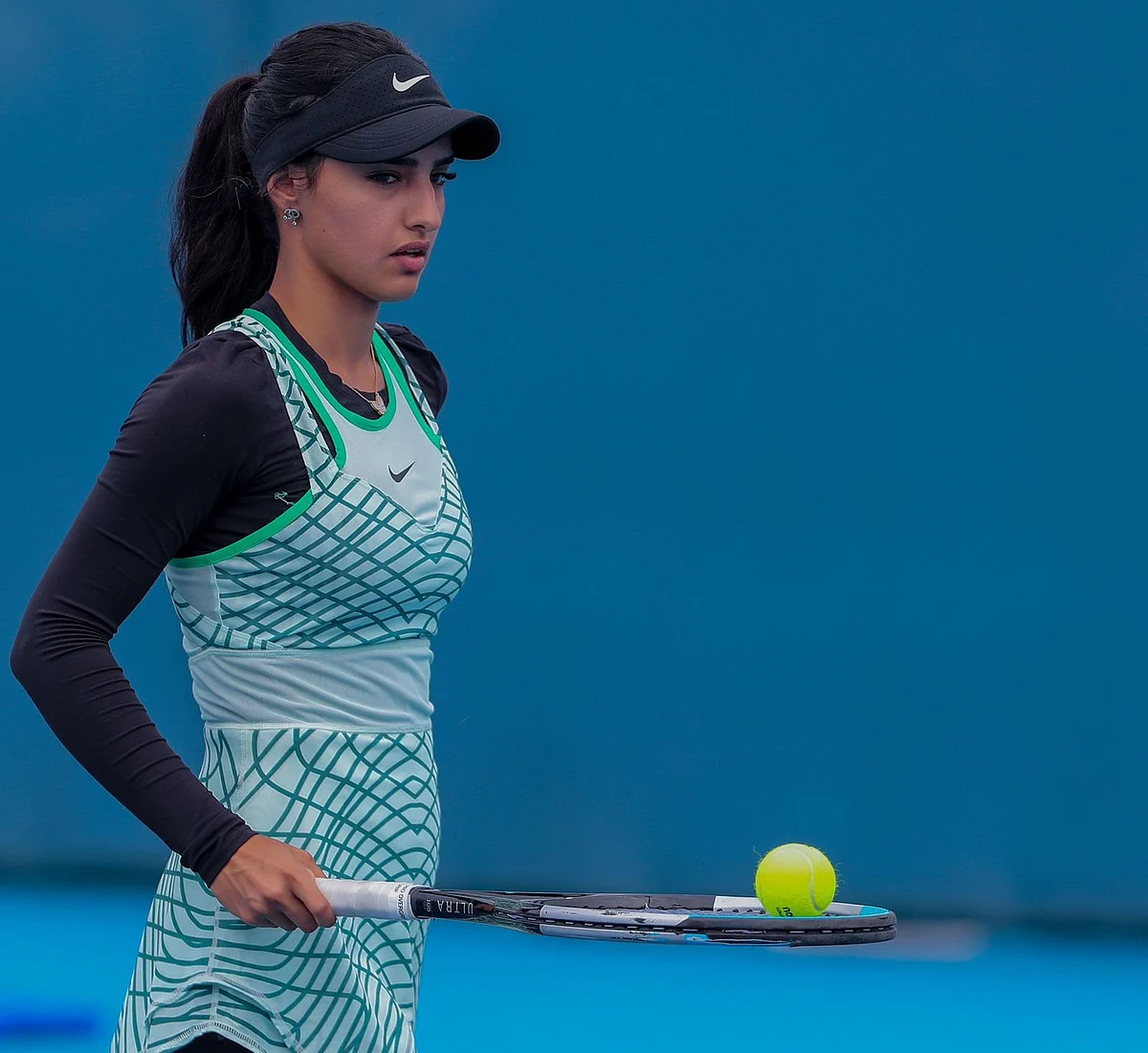 Saudi's first female professional tennis player to play at Abu Dhabi ...