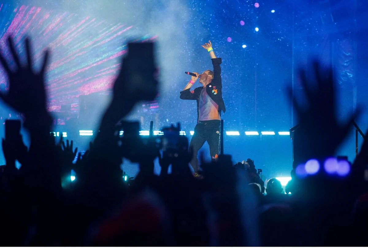 UAE: Some Coldplay fans lose up to Dh1,500 to scammers selling fake ...