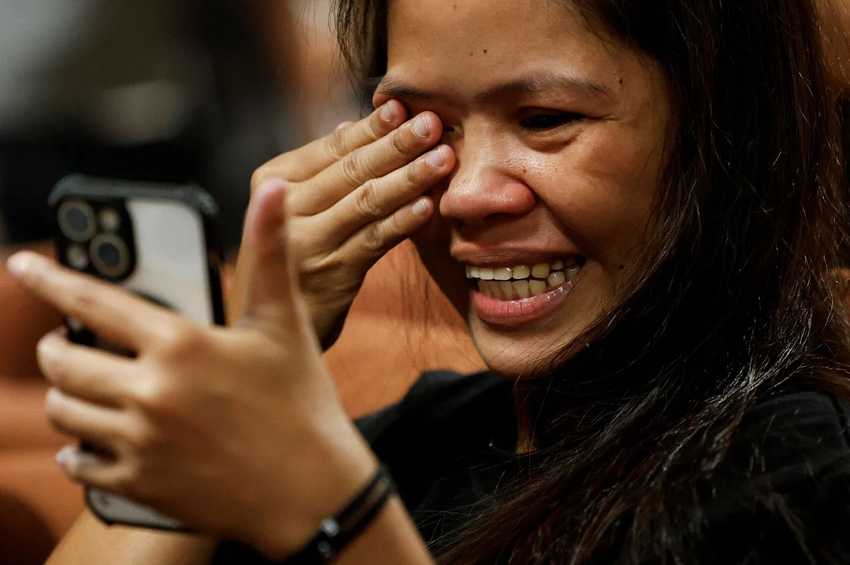 'A new life for me': Filipina on Indonesia death row handed over to ...