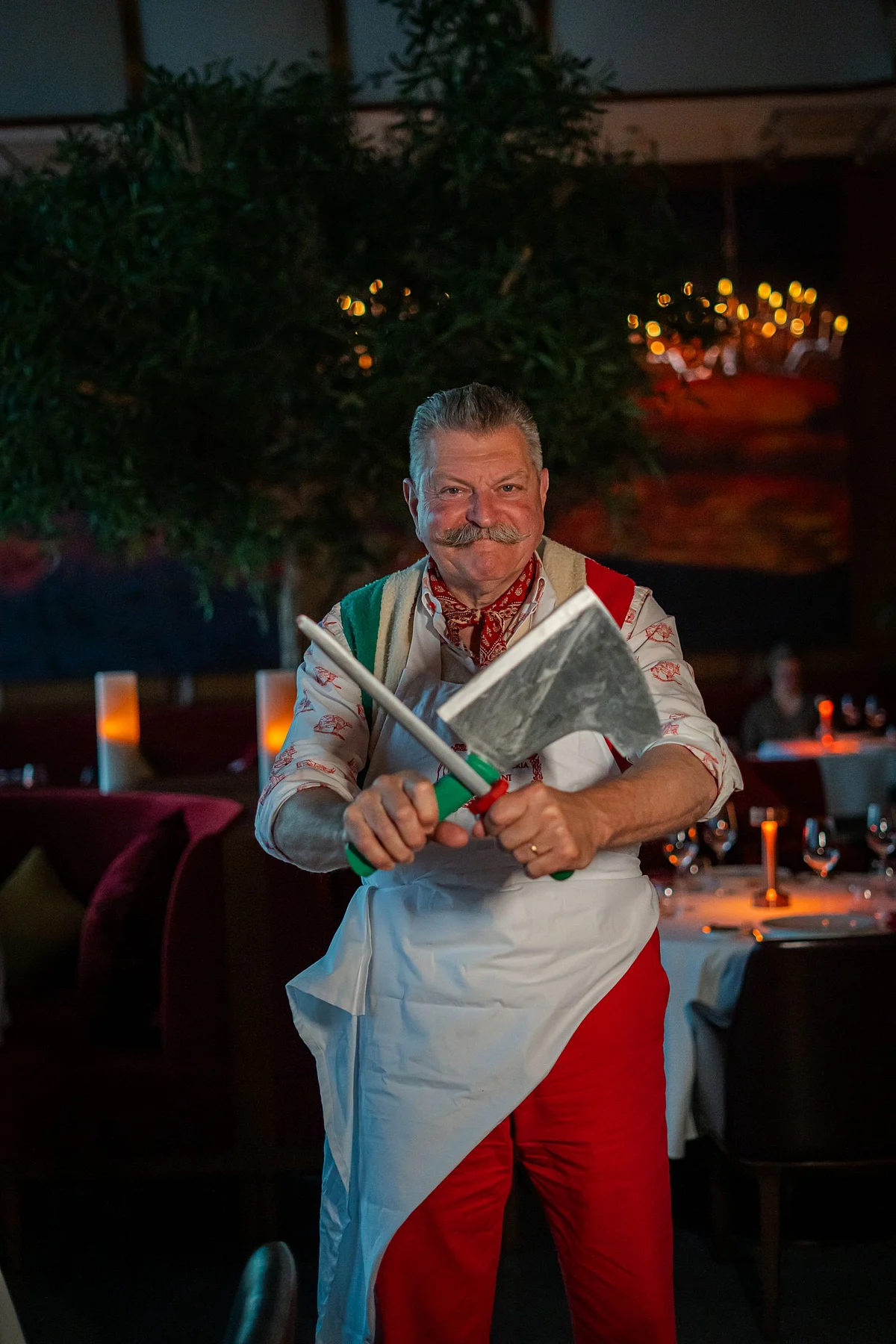 Dubai: World's most famous butcher shares secret of making the 'perfect ...