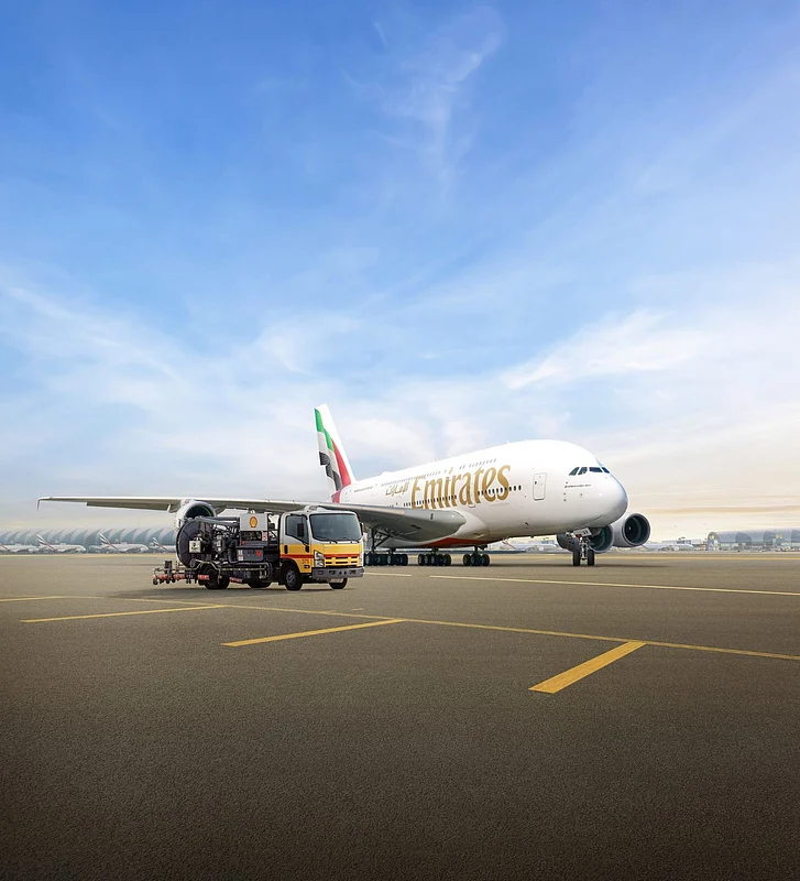 Dubai: Emirates signs deal with Shell for over 300,000 gallons of green ...