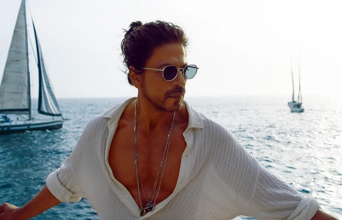 Shah Rukh Khan's Arabic dialogue in Pathaan is making fans cheer for ...