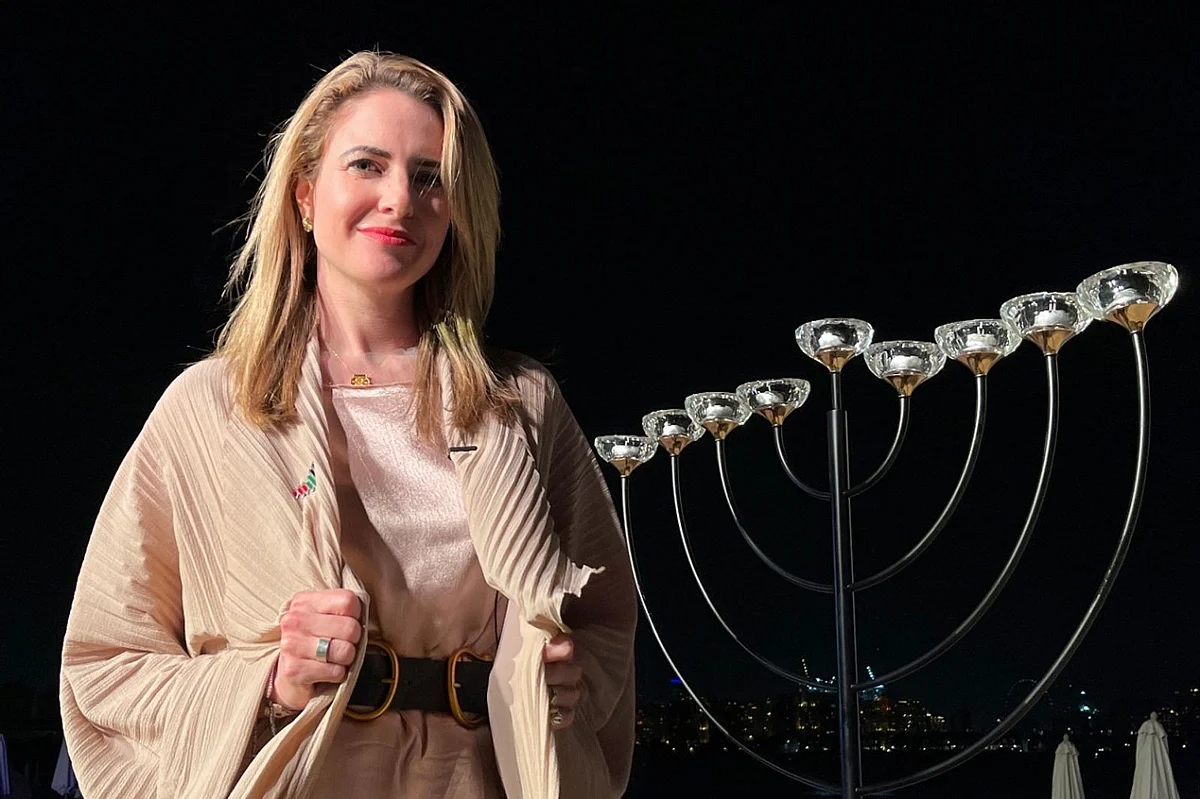 Video: Dubai's Jewish community gets together for a special Hanukkah ...
