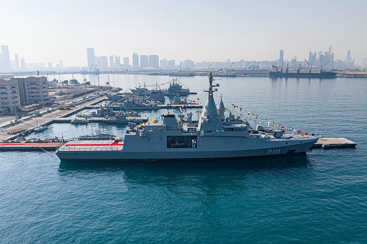 Video: UAE gets new warship with advanced security unit, Sheikh Hamdan ...