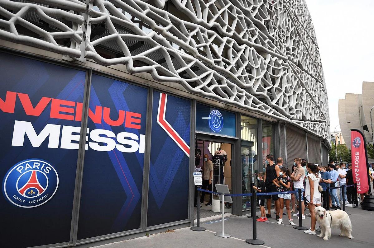 Messi's Paris St Germain package includes crypto fan tokens | Khaleej Times