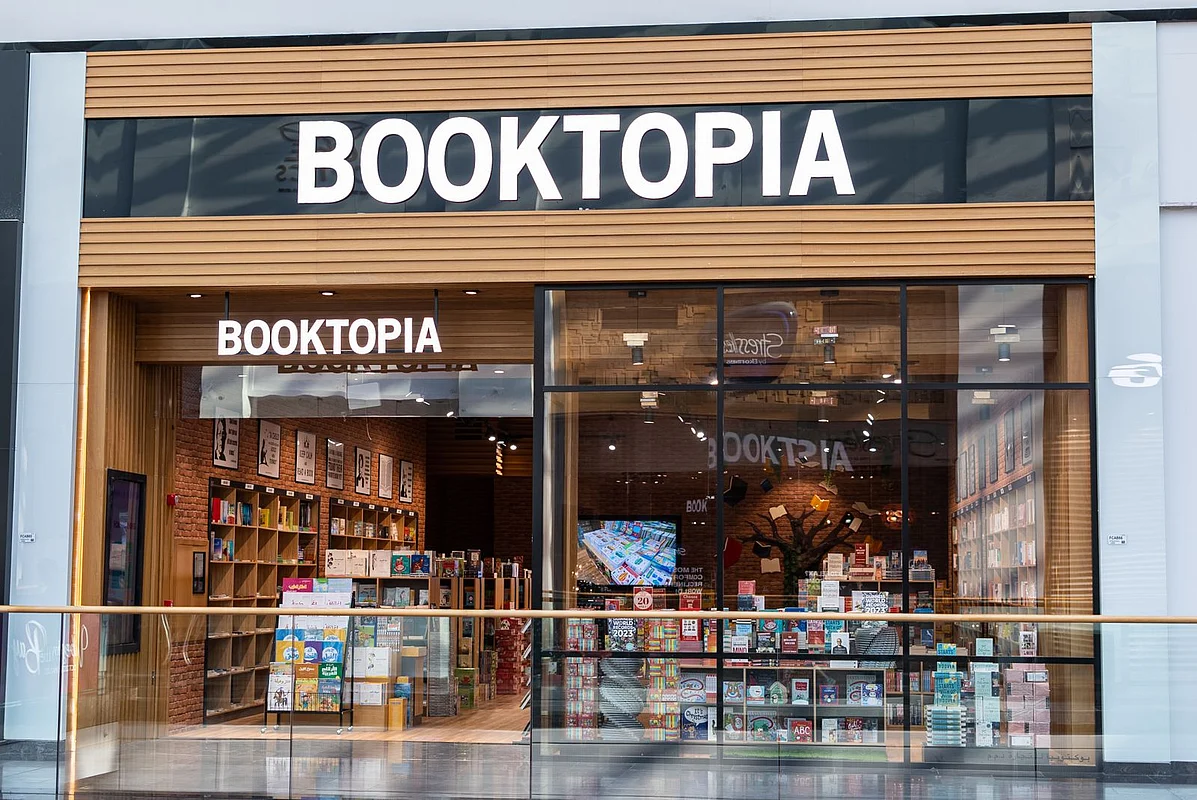 ‘Book Lady of Dubai’ celebrates third anniversary of Booktopia ...