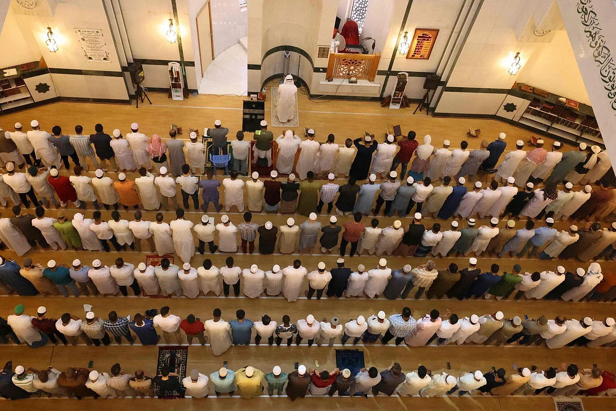 Dubai announces Ramadan work hours for government employees | Khaleej Times